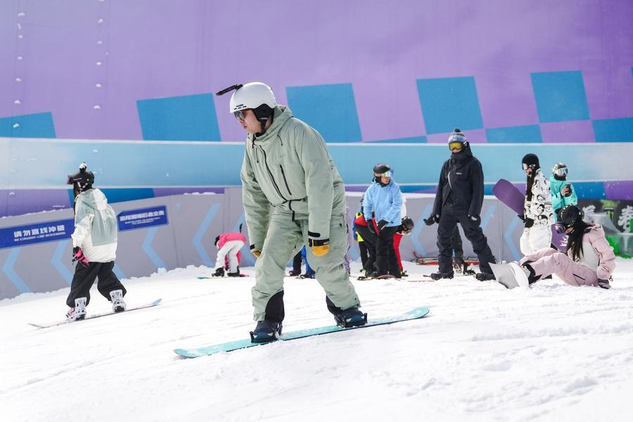 [경제+] 中, 올겨울 빙설 관광·레저 인구 3억6천만 명 예상-Xinhua